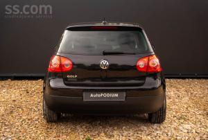 Melns Volkswagen Golf 2007 Rīga, ar dzinēja tilpumu 1.90 L un nobraukumu 386 tūkst. km par 2350 €, foto 4 vietnē AUTOMOTO.COM.LV