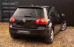 Melns Volkswagen Golf 2007 Rīga, ar dzinēja tilpumu 1.90 L un nobraukumu 386 tūkst. km par 2350 €, foto 5 vietnē AUTOMOTO.COM.LV