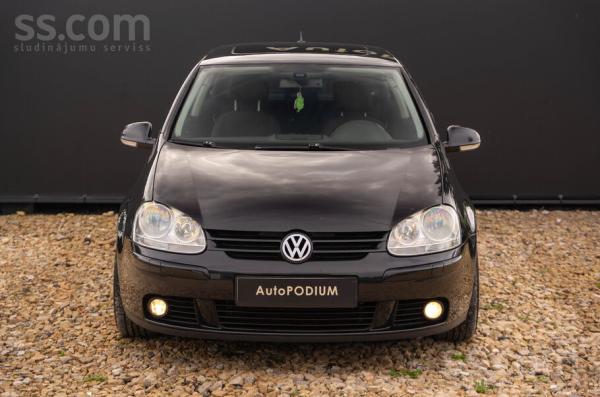 Black Volkswagen Golf 2007 in Riga, with an engine capacity of 1.90 L and mileage of 386 thousand km for 2350 €, photo 7 on AUTOMOTO.COM.LV