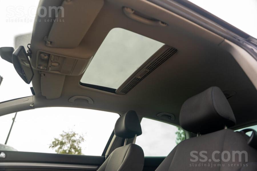 Melns Volkswagen Golf 2007 Rīga, ar dzinēja tilpumu 1.90 L un nobraukumu 386 tūkst. km par 2350 €, foto 16 vietnē AUTOMOTO.COM.LV