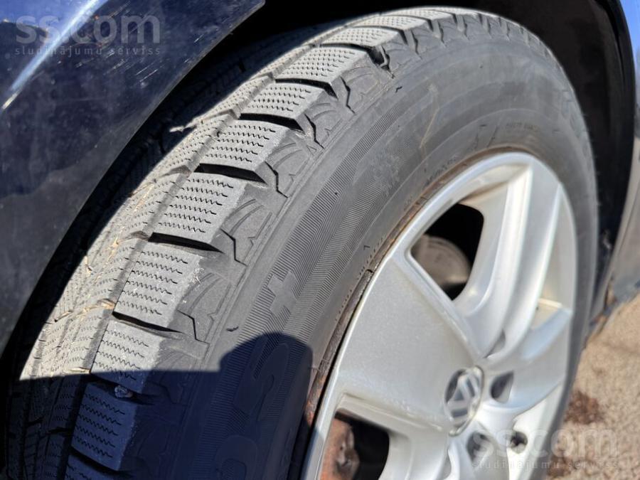 Melns Volkswagen Golf 2008 Rīga, ar dzinēja tilpumu 1.90 L un nobraukumu 276 tūkst. km par 745 €, foto 8 vietnē AUTOMOTO.COM.LV