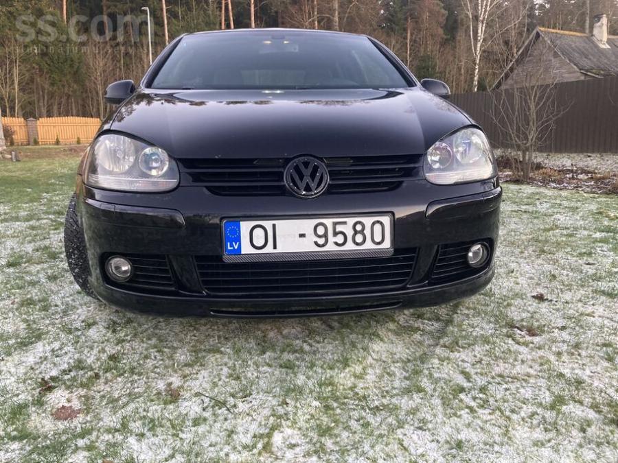 Black Volkswagen Golf 2009 in Rezekne, with an engine capacity of 1.90 L and mileage of 347 thousand km for 3250 €, photo 2 on AUTOMOTO.COM.LV