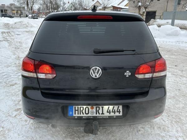 Black Volkswagen Golf 2011 in Daugavpils, with an engine capacity of 1.60 L and mileage of 293 thousand km for 2850 €, photo 7 on AUTOMOTO.COM.LV