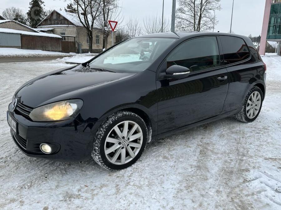 Black Volkswagen Golf 2011 in Daugavpils, with an engine capacity of 1.60 L and mileage of 293 thousand km for 2850 €, photo 9 on AUTOMOTO.COM.LV