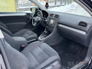 Black Volkswagen Golf 2011 in Daugavpils, with an engine capacity of 1.60 L and mileage of 293 thousand km for 2850 €, photo 17 on AUTOMOTO.COM.LV