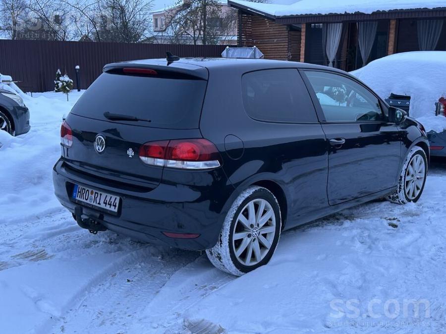 Black Volkswagen Golf 2011 in Daugavpils, with an engine capacity of 1.60 L and mileage of 293 thousand km for 2850 €, photo 25 on AUTOMOTO.COM.LV