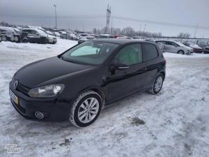 Melns Volkswagen Golf 2011 Marijampole, ar dzinēja tilpumu 1.40 L un nobraukumu 120 tūkst. km par 3900 €, foto 3 vietnē AUTOMOTO.COM.LV