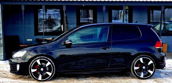 Melns Volkswagen Golf 2012 Kretinga, ar dzinēja tilpumu 2.00 L un nobraukumu 147 tūkst. km par 7250 €, foto 7 vietnē AUTOMOTO.COM.LV