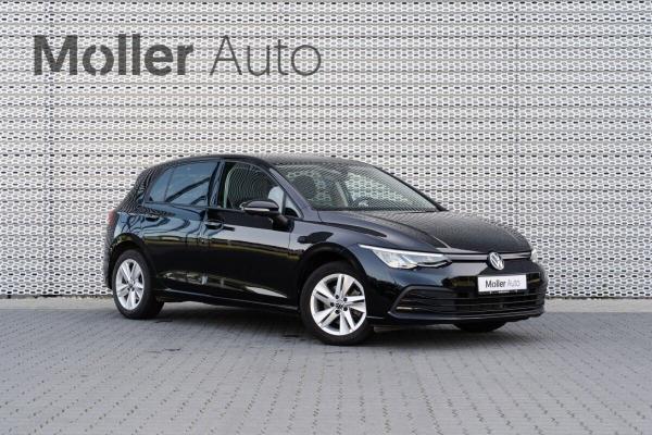 Black Volkswagen Golf 2024 in Marupe, with an engine capacity of 1.50 L and mileage of 39 thousand km for 22900 €, photo 3 on AUTOMOTO.COM.LV