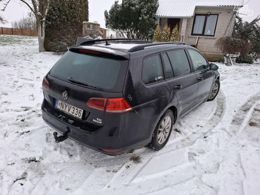 Black Volkswagen Golf 2015 in Kupiskis, with an engine capacity of 1.60 L and mileage of 231 thousand km for 5400 €, photo 12 on AUTOMOTO.COM.LV