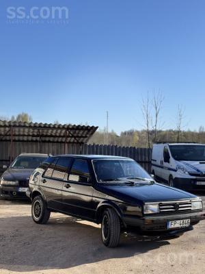 Melns Volkswagen Golf 1985 Balvi, ar dzinēja tilpumu 1.60 L un nobraukumu 441 tūkst. km par 1900 €, foto 5 vietnē AUTOMOTO.COM.LV