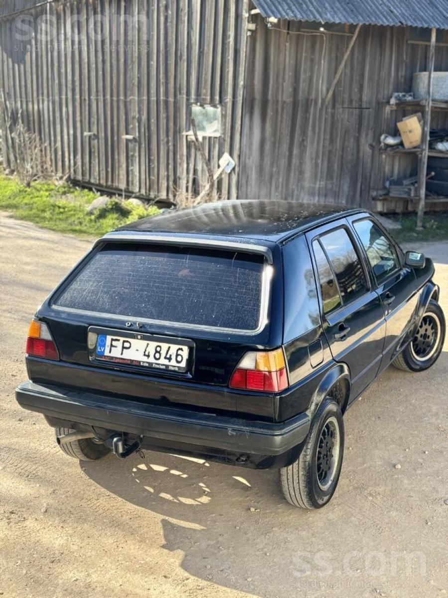Melns Volkswagen Golf 1985 Balvi, ar dzinēja tilpumu 1.60 L un nobraukumu 441 tūkst. km par 1900 €, foto 6 vietnē AUTOMOTO.COM.LV