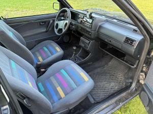 Black Volkswagen Golf 1990 in Vilnius, with an engine capacity of 1.78 L and mileage of 300 thousand km for 1800 €, photo 10 on AUTOMOTO.COM.LV