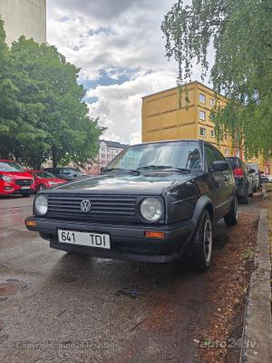Melns Volkswagen Golf 1990 Tallina, ar dzinēja tilpumu 1.60 L un nobraukumu 340 tūkst. km par 1000 €, foto 9 vietnē AUTOMOTO.COM.LV