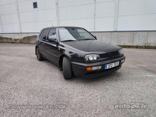 Melns Volkswagen Golf 1993 Tallina, ar dzinēja tilpumu 1.80 L un nobraukumu 290 tūkst. km par 600 €, foto 1 vietnē AUTOMOTO.COM.LV