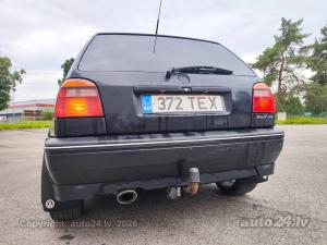 Melns Volkswagen Golf 1993 Tallina, ar dzinēja tilpumu 1.80 L un nobraukumu 290 tūkst. km par 600 €, foto 9 vietnē AUTOMOTO.COM.LV