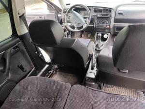 Melns Volkswagen Golf 1993 Tallina, ar dzinēja tilpumu 1.80 L un nobraukumu 290 tūkst. km par 600 €, foto 14 vietnē AUTOMOTO.COM.LV