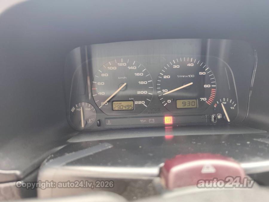 Melns Volkswagen Golf 1993 Tallina, ar dzinēja tilpumu 1.80 L un nobraukumu 290 tūkst. km par 600 €, foto 20 vietnē AUTOMOTO.COM.LV