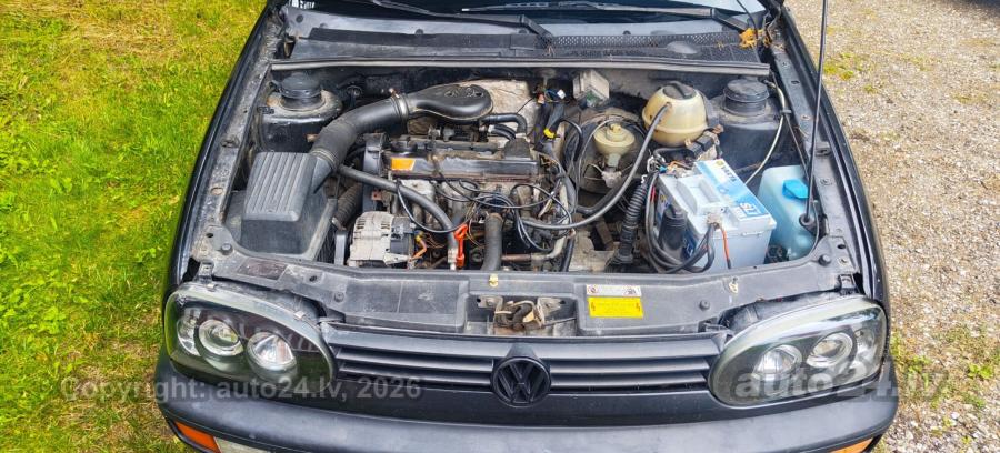 Melns Volkswagen Golf 1993 Tallina, ar dzinēja tilpumu 1.80 L un nobraukumu 290 tūkst. km par 600 €, foto 22 vietnē AUTOMOTO.COM.LV