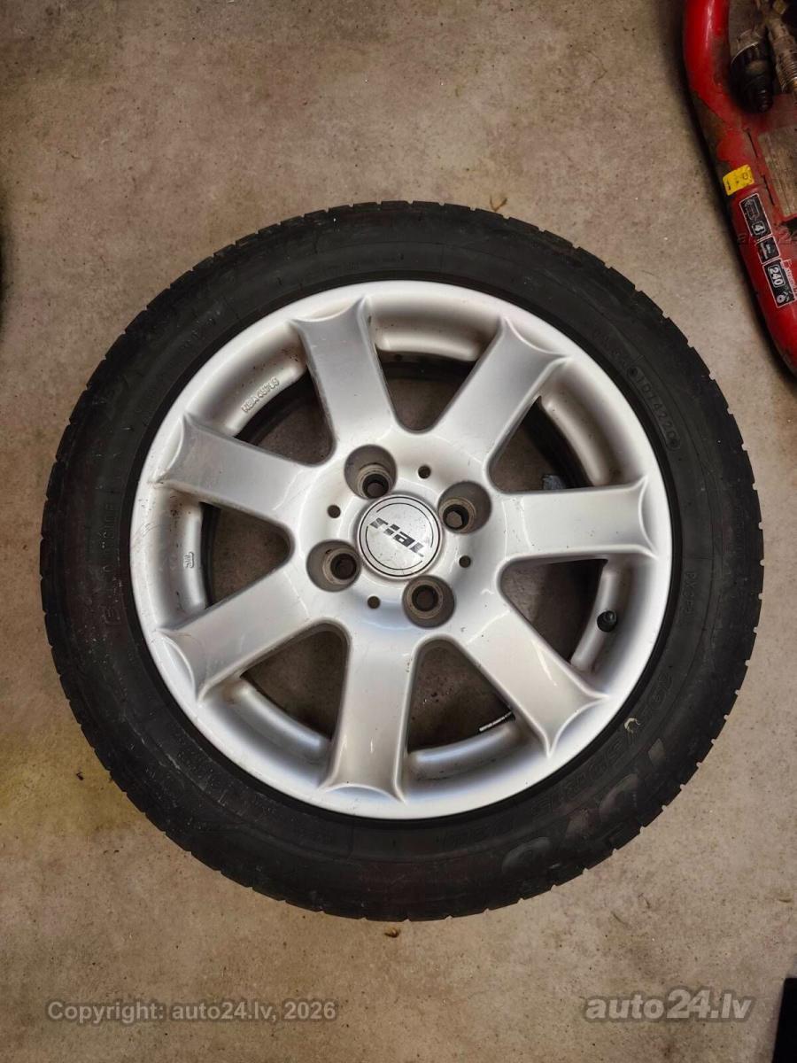 Melns Volkswagen Golf 1993 Tallina, ar dzinēja tilpumu 1.80 L un nobraukumu 290 tūkst. km par 600 €, foto 24 vietnē AUTOMOTO.COM.LV