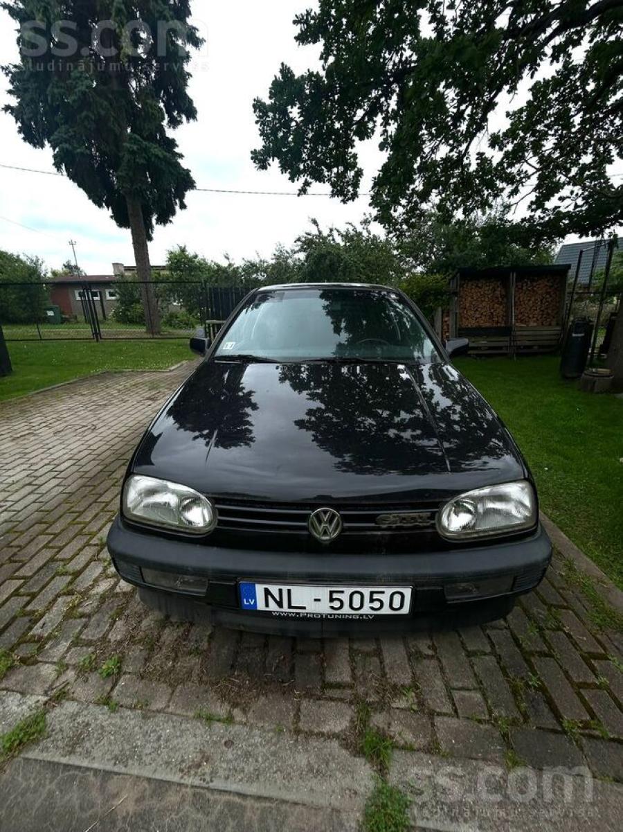Black Volkswagen Golf 1994 in Riga, with an engine capacity of 2.00 L and mileage of 0 thousand km for 7800 €, photo 2 on AUTOMOTO.COM.LV