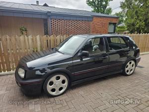 Black Volkswagen Golf 1994 in Tallinn, with an engine capacity of 2.00 L and mileage of 0 thousand km for 4000 €, photo 4 on AUTOMOTO.COM.LV
