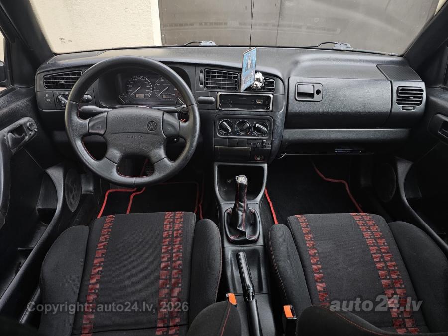 Black Volkswagen Golf 1994 in Tallinn, with an engine capacity of 2.00 L and mileage of 0 thousand km for 4000 €, photo 14 on AUTOMOTO.COM.LV