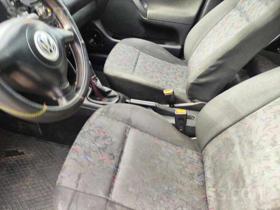Melns Volkswagen Golf 1995 Daugavpils, ar dzinēja tilpumu 1.90 L un nobraukumu 120 tūkst. km par 700 €, foto 8 vietnē AUTOMOTO.COM.LV