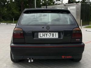 Black Volkswagen Golf 1996 in Rokiskis, with an engine capacity of 2.00 L and mileage of 320 thousand km for 2650 €, photo 11 on AUTOMOTO.COM.LV