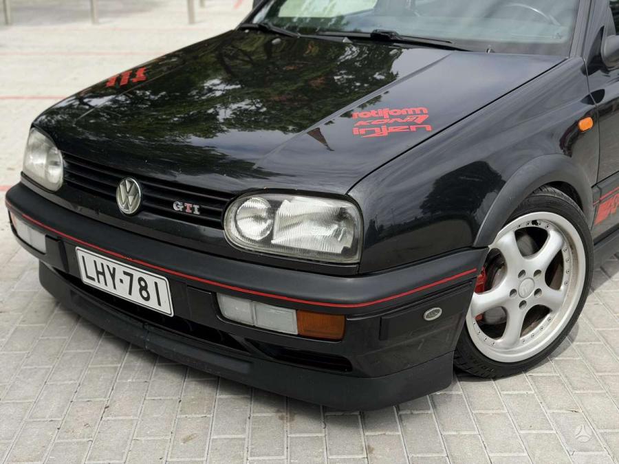 Black Volkswagen Golf 1996 in Rokiskis, with an engine capacity of 2.00 L and mileage of 320 thousand km for 2650 €, photo 12 on AUTOMOTO.COM.LV