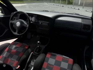 Black Volkswagen Golf 1996 in Rokiskis, with an engine capacity of 2.00 L and mileage of 320 thousand km for 2650 €, photo 16 on AUTOMOTO.COM.LV