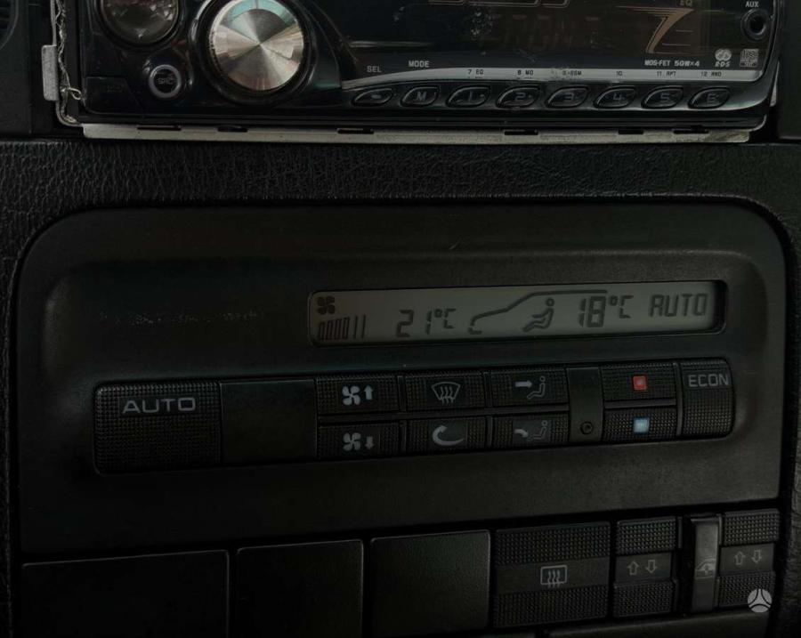 Black Volkswagen Golf 1996 in Rokiskis, with an engine capacity of 2.00 L and mileage of 320 thousand km for 2650 €, photo 27 on AUTOMOTO.COM.LV
