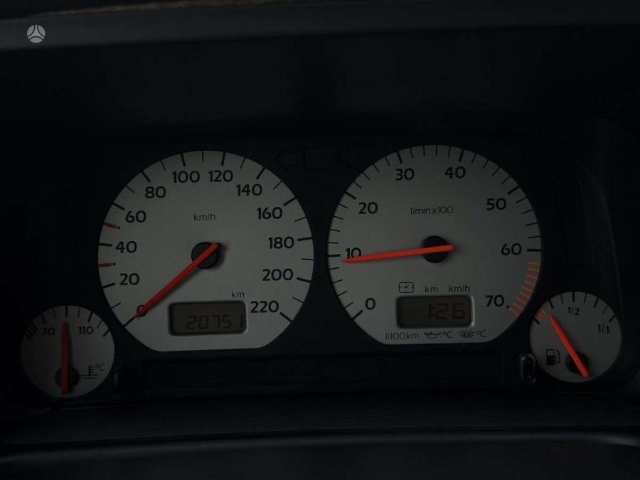 Black Volkswagen Golf 1996 in Rokiskis, with an engine capacity of 2.00 L and mileage of 320 thousand km for 2650 €, photo 29 on AUTOMOTO.COM.LV