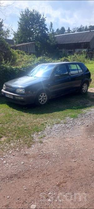 Melns Volkswagen Golf 1996 Ventspils, ar dzinēja tilpumu 1.60 L un nobraukumu 279 tūkst. km par 500 €, foto  vietnē AUTOMOTO.COM.LV