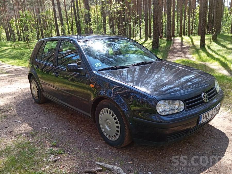 Melns Volkswagen Golf 1998 Daugavpils, ar dzinēja tilpumu 1.40 L un nobraukumu 234 tūkst. km par 2650 €, foto 8 vietnē AUTOMOTO.COM.LV