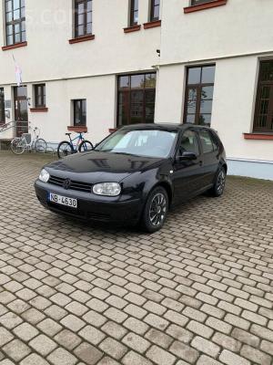 Melns Volkswagen Golf 1998 Jelgava, ar dzinēja tilpumu 1.90 L un nobraukumu 352 tūkst. km par 1250 €, foto 2 vietnē AUTOMOTO.COM.LV