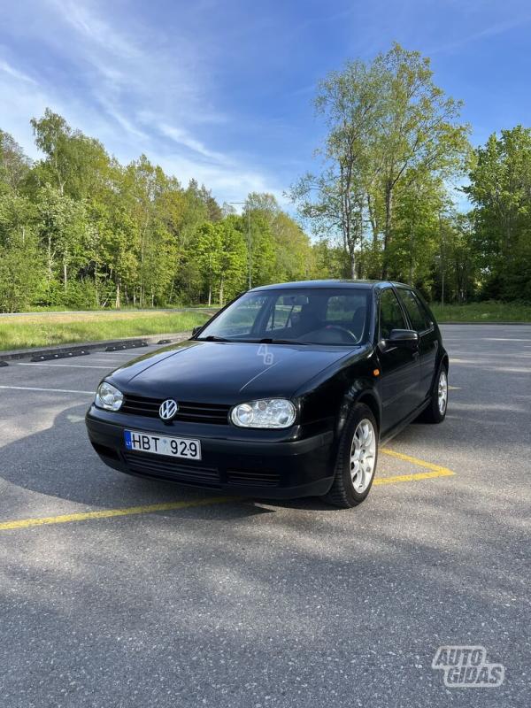 Black Volkswagen Golf 1998 in Klaipeda, with an engine capacity of 1.90 L and mileage of 254 thousand km for 1500 €, photo 1 on AUTOMOTO.COM.LV