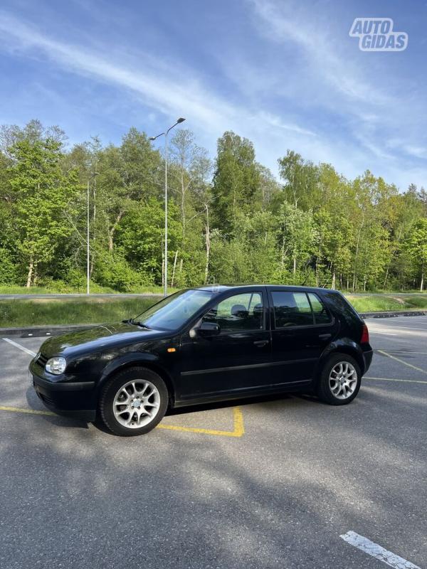 Black Volkswagen Golf 1998 in Klaipeda, with an engine capacity of 1.90 L and mileage of 254 thousand km for 1500 €, photo 2 on AUTOMOTO.COM.LV