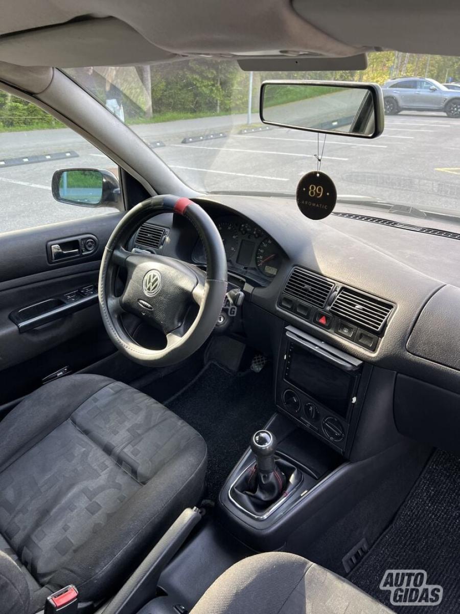 Black Volkswagen Golf 1998 in Klaipeda, with an engine capacity of 1.90 L and mileage of 254 thousand km for 1500 €, photo 10 on AUTOMOTO.COM.LV