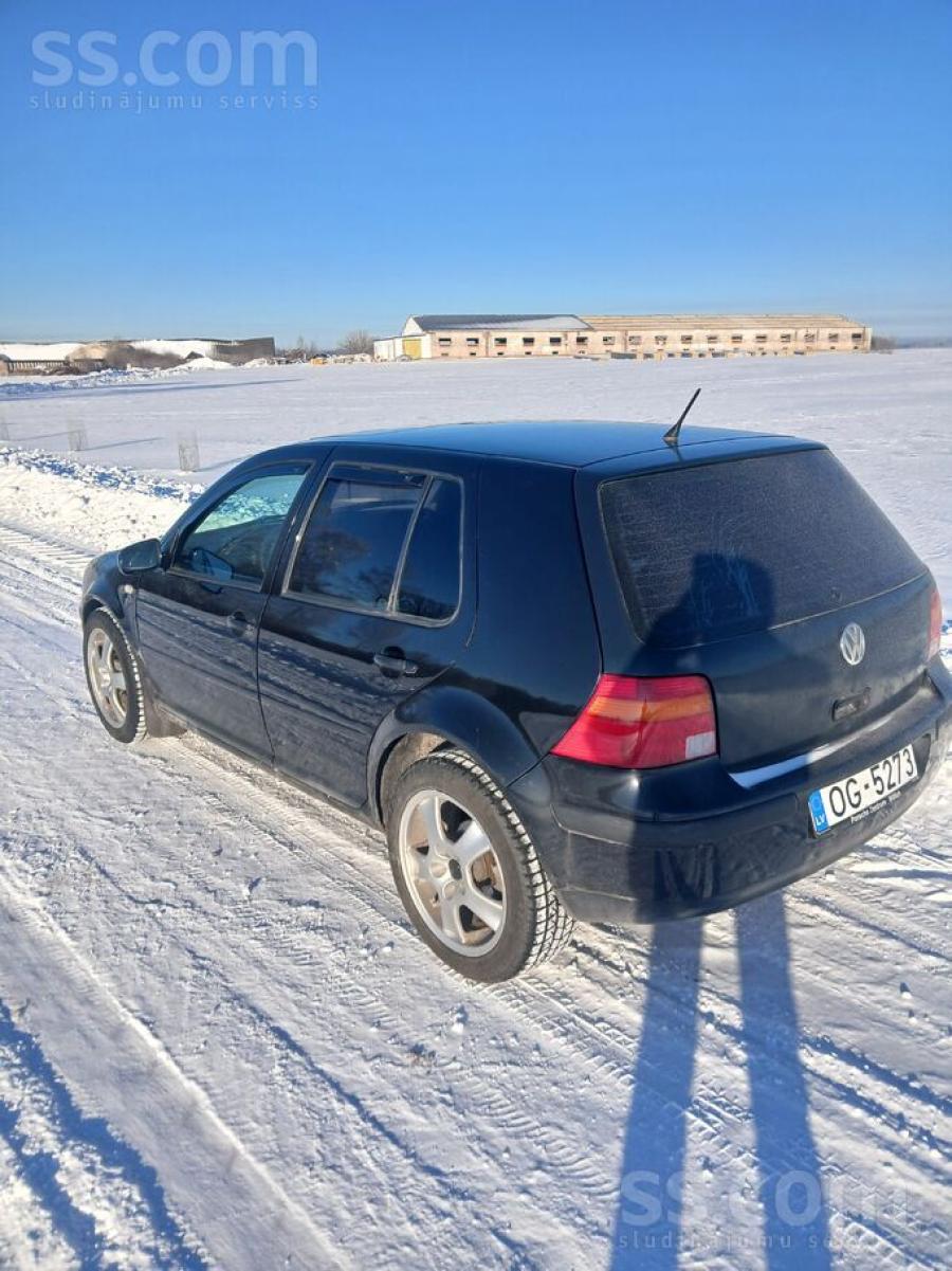 Melns Volkswagen Golf 1998 Talsi, ar dzinēja tilpumu 1.40 L un nobraukumu 350 tūkst. km par 1190 €, foto 3 vietnē AUTOMOTO.COM.LV