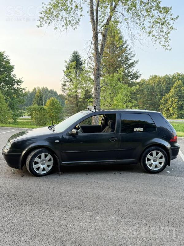 Melns Volkswagen Golf 1998 Alūksne, ar dzinēja tilpumu 1.90 L un nobraukumu 355 tūkst. km par 970 €, foto 7 vietnē AUTOMOTO.COM.LV