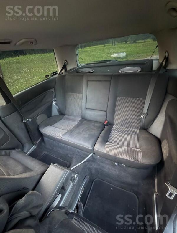 Melns Volkswagen Golf 1998 Alūksne, ar dzinēja tilpumu 1.90 L un nobraukumu 355 tūkst. km par 970 €, foto 10 vietnē AUTOMOTO.COM.LV