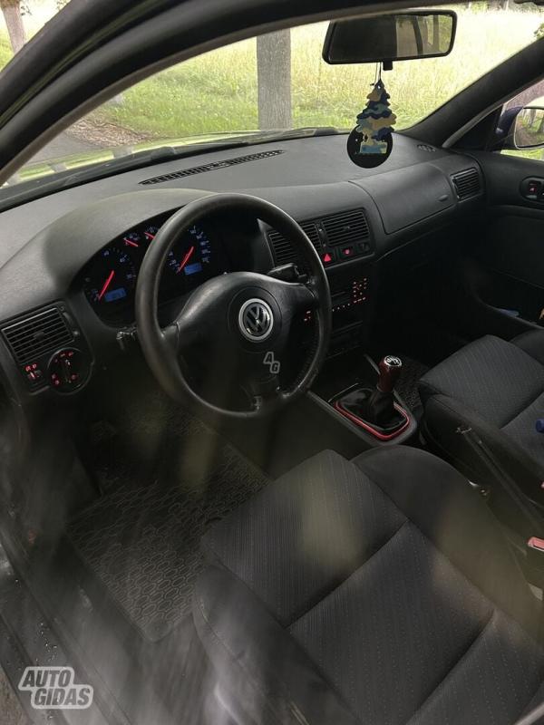 Black Volkswagen Golf 1998 in Panevezys, with an engine capacity of 1.90 L and mileage of 450 thousand km for 600 €, photo 3 on AUTOMOTO.COM.LV