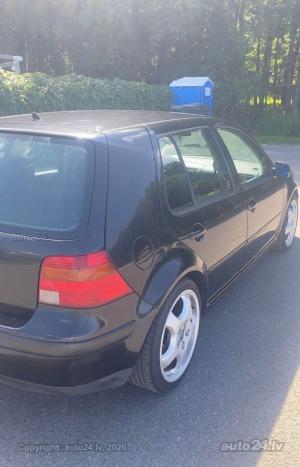 Melns Volkswagen Golf 1998 Tallina, ar dzinēja tilpumu 1.90 L un nobraukumu 430 tūkst. km par 2450 €, foto 6 vietnē AUTOMOTO.COM.LV