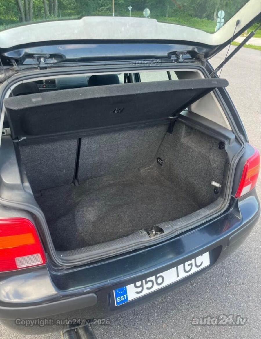 Melns Volkswagen Golf 1998 Tallina, ar dzinēja tilpumu 1.90 L un nobraukumu 430 tūkst. km par 2450 €, foto 7 vietnē AUTOMOTO.COM.LV