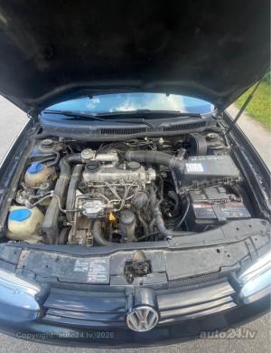 Melns Volkswagen Golf 1998 Tallina, ar dzinēja tilpumu 1.90 L un nobraukumu 430 tūkst. km par 2450 €, foto 8 vietnē AUTOMOTO.COM.LV