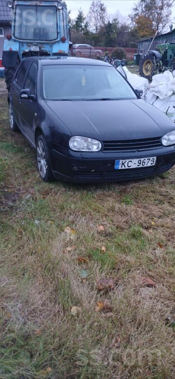 Melns Volkswagen Golf 1999 Jelgava, ar dzinēja tilpumu 1.90 L un nobraukumu 471 tūkst. km par 1000 €, foto 3 vietnē AUTOMOTO.COM.LV