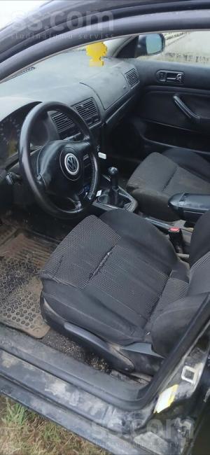 Melns Volkswagen Golf 1999 Jelgava, ar dzinēja tilpumu 1.90 L un nobraukumu 471 tūkst. km par 1000 €, foto 6 vietnē AUTOMOTO.COM.LV