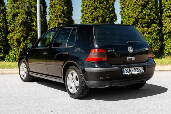 Melns Volkswagen Golf 1999 Jelgava, ar dzinēja tilpumu 1.90 L un nobraukumu 449 tūkst. km par 1300 €, foto 4 vietnē AUTOMOTO.COM.LV