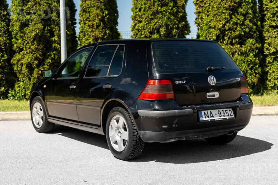 Melns Volkswagen Golf 1999 Jelgava, ar dzinēja tilpumu 1.90 L un nobraukumu 449 tūkst. km par 1300 €, foto 4 vietnē AUTOMOTO.COM.LV